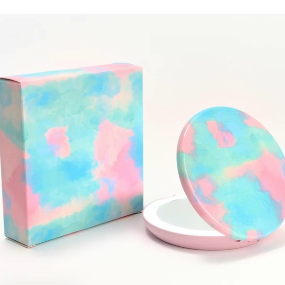 Pop Sonic | Accessories | Pop Sonic Pastel Tiedye Led Compact Mirror ...